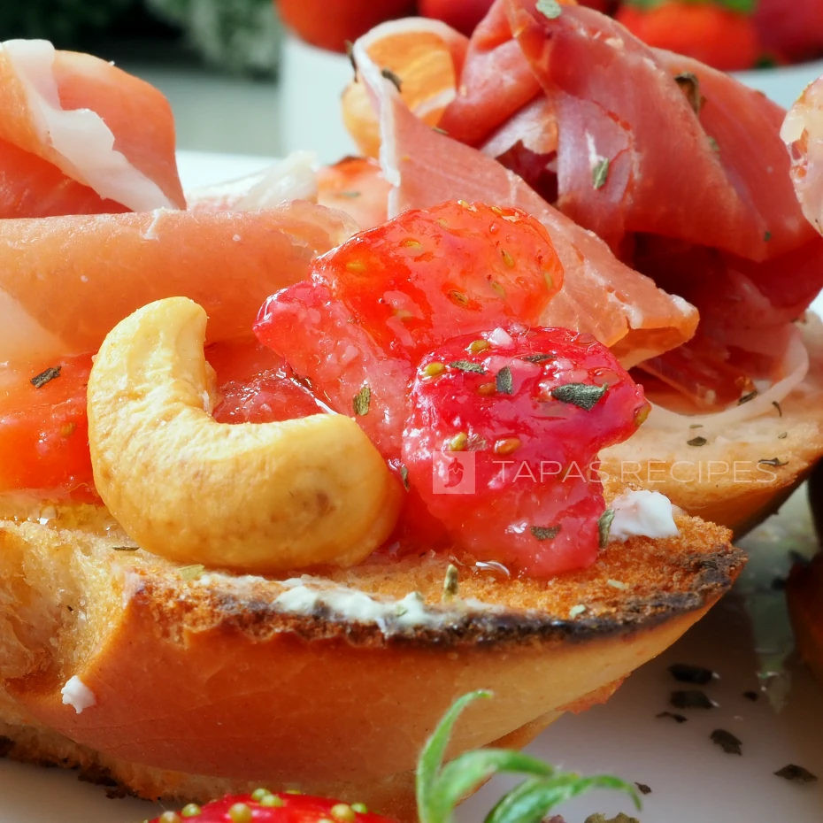 Spicy Strawberry Jamón Toasts - Tapas Recipes Website